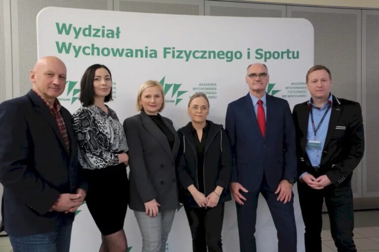 Redakcja - Wydawnictwo AWF Wrocław